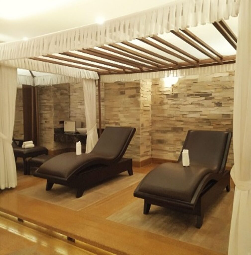 Nithin's Rejuvenating Deep Tissue Massage Experience At Tattva Spa ...