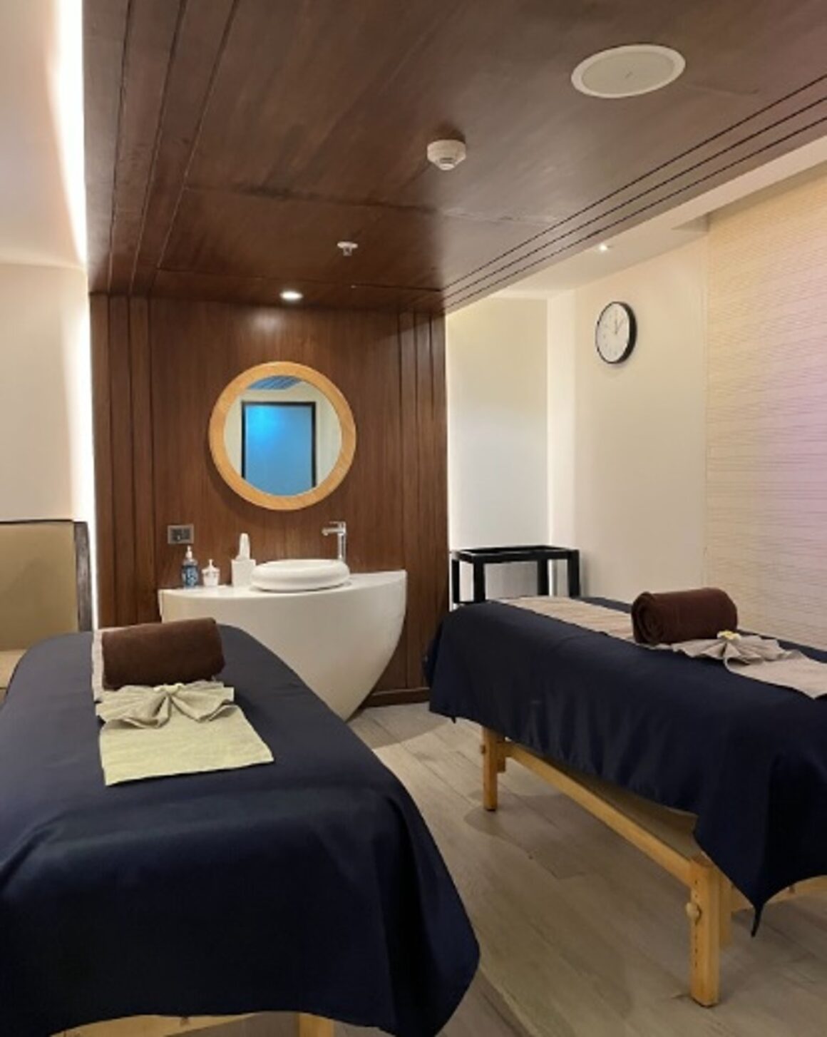 Yamini's Blissful Spa Experience: Tattva Wellness Spa at The Raintree ...